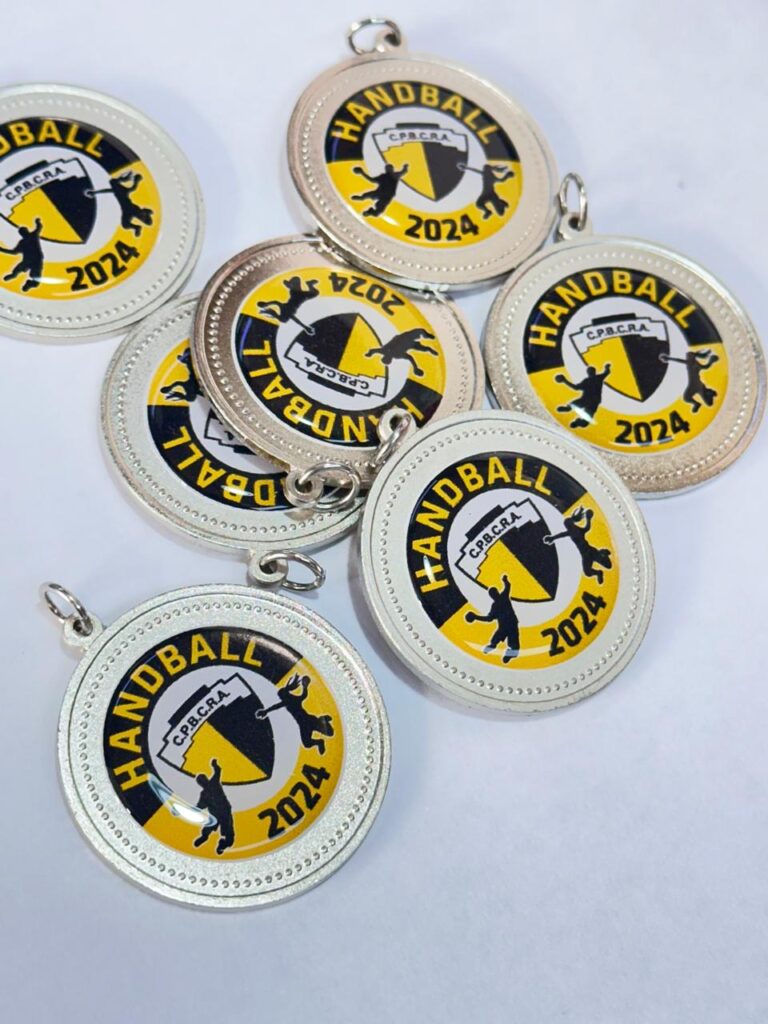 Medalla Personalizada con Sticker a Color (Dome) - Diseño Único y ...
