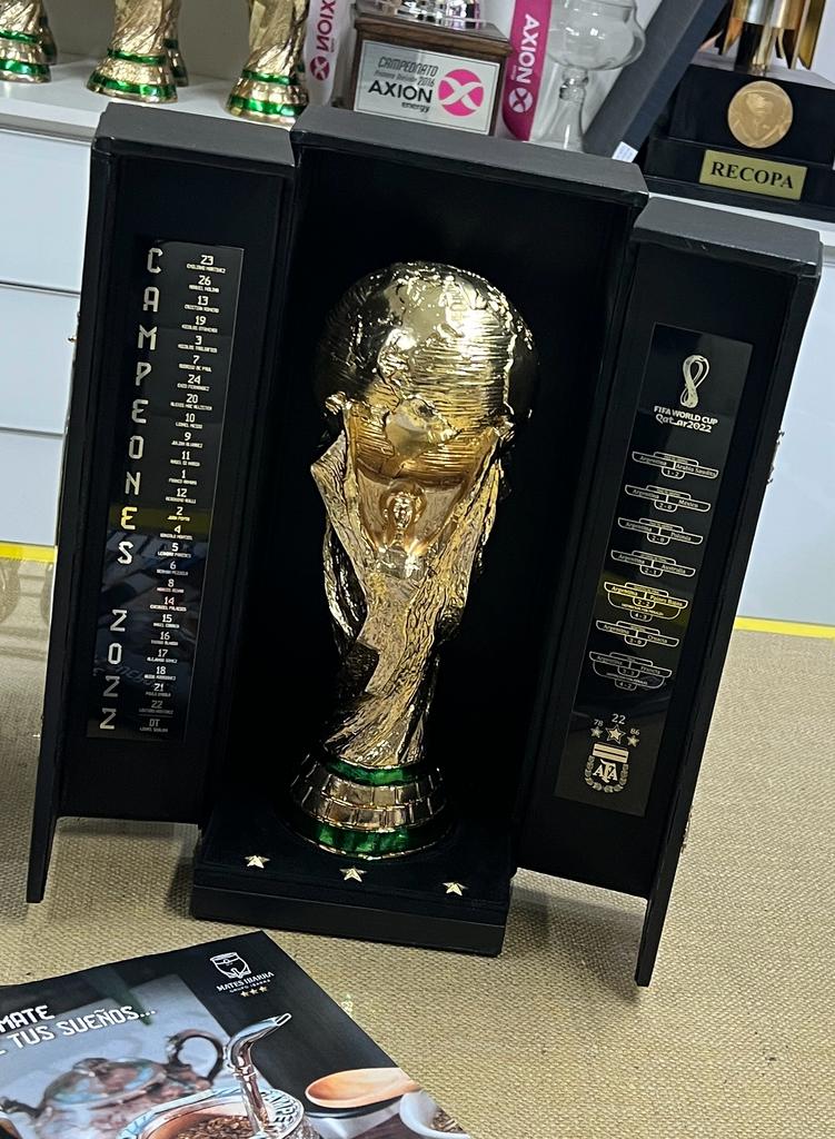 Copa Del Mundo R plica 1 1 Con Estuche Premium Edici n Campeones 2022